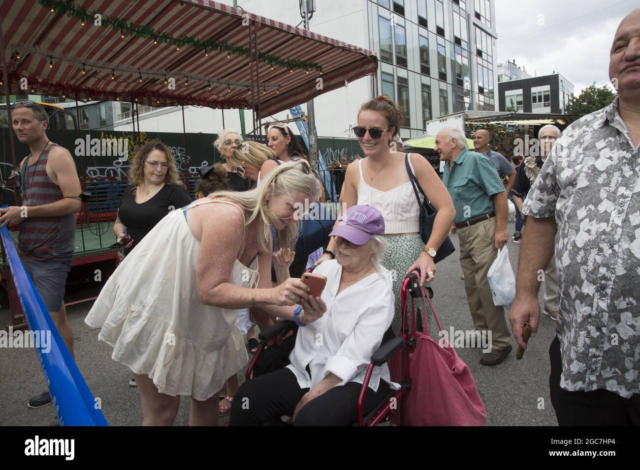 People of all ethnicities crowd North 8th Street at the annual Italian ...