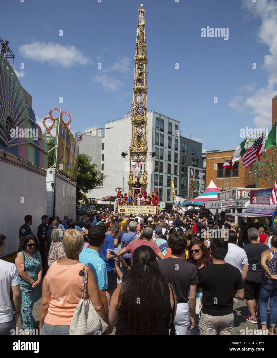 People of all ethnicities crowd North 8th Street at the annual Italian ...