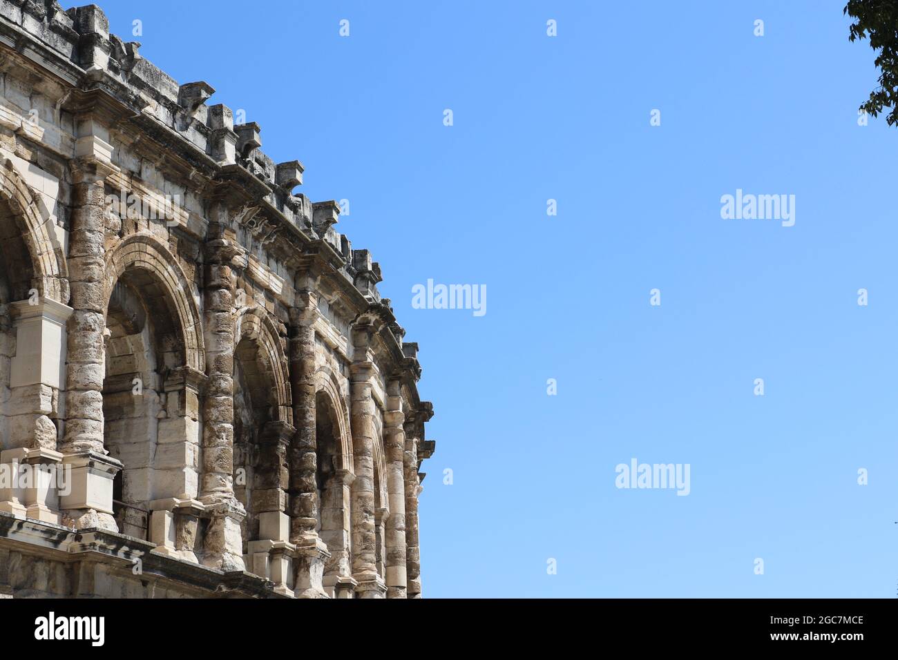 Castellum nimes hi-res stock photography and images - Alamy