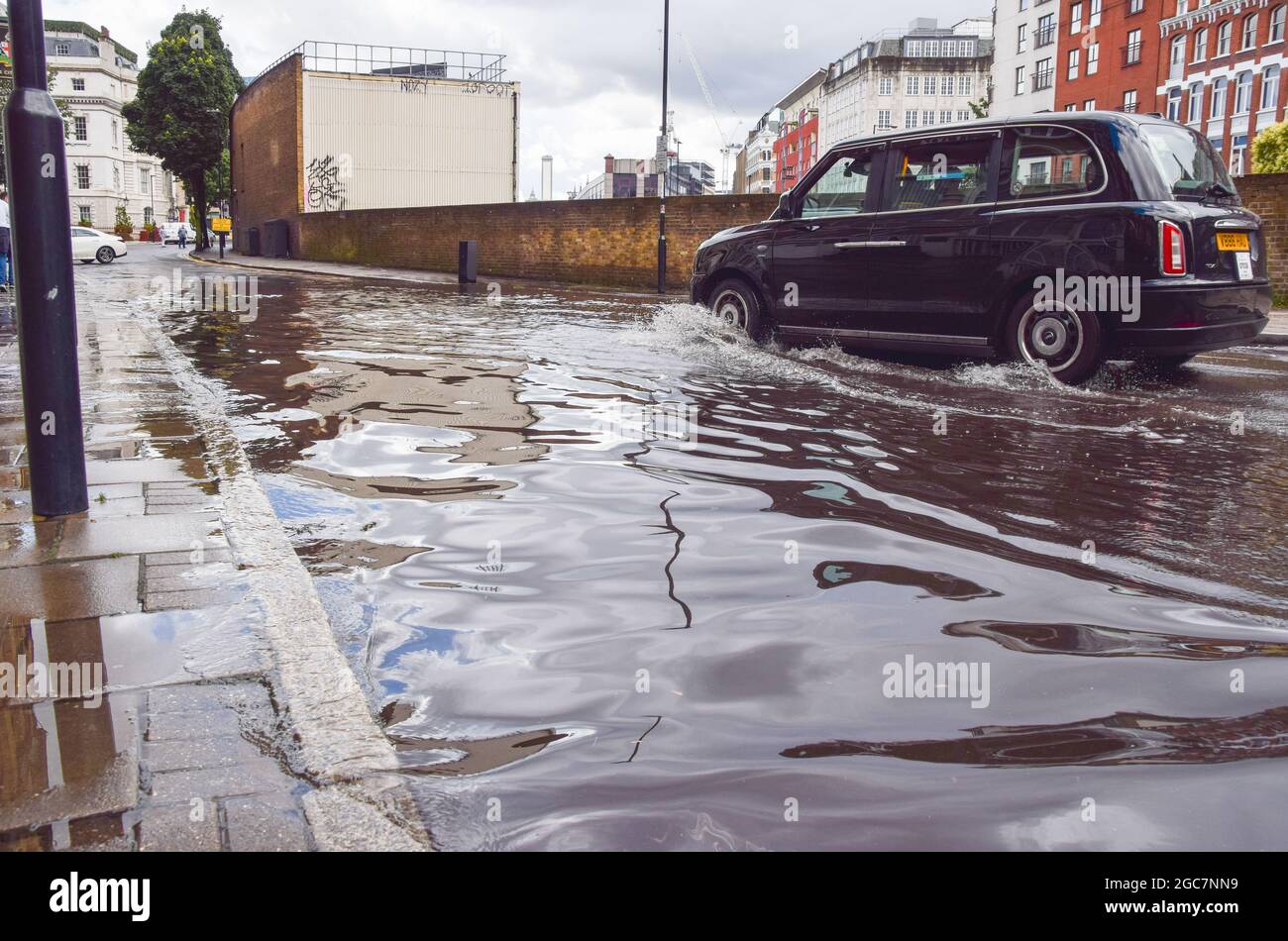 London flash floods 2021 hi-res stock photography and images - Alamy