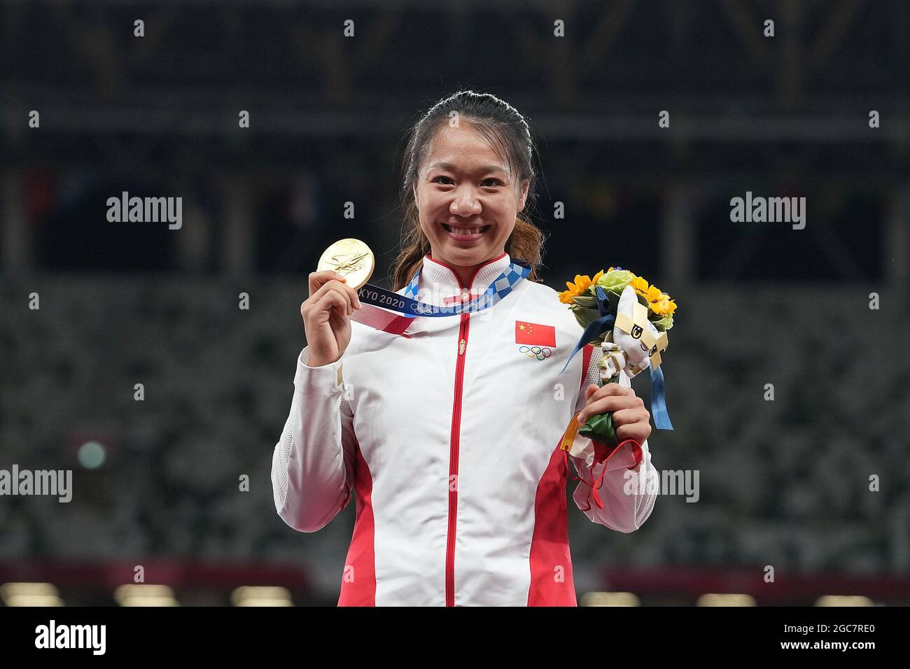Tokyo, Japan. 7th Aug, 2021. Gold medalist Liu Shiying of China reacts ...