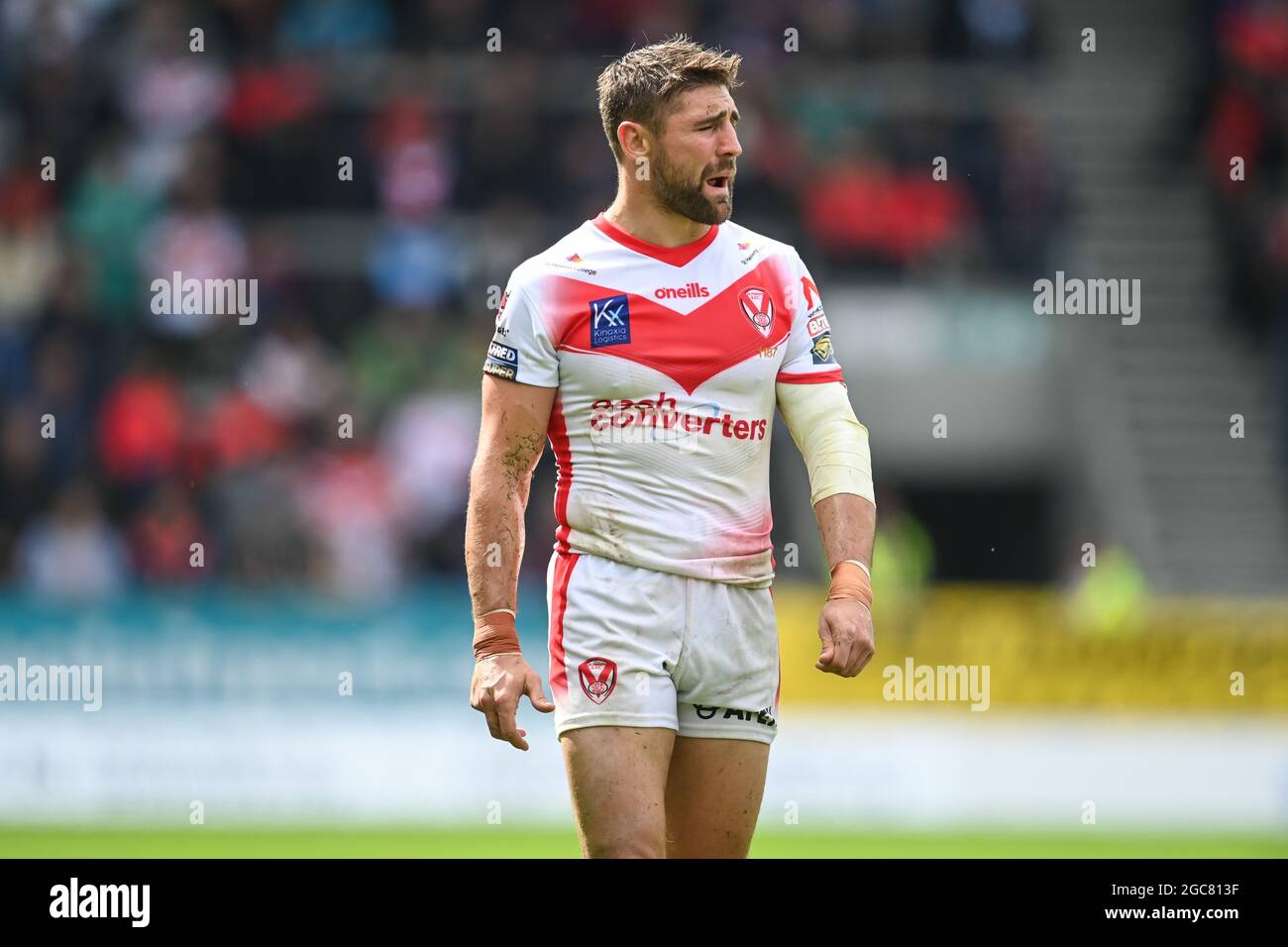 Tommy Makinson (2) of St Helens during the game Stock Photo - Alamy