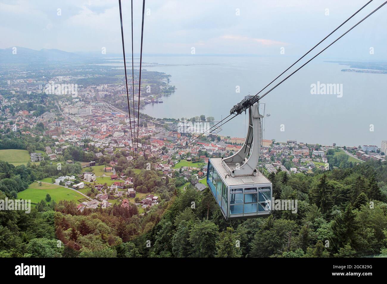 Cable car in austria hi-res stock photography and images - Alamy