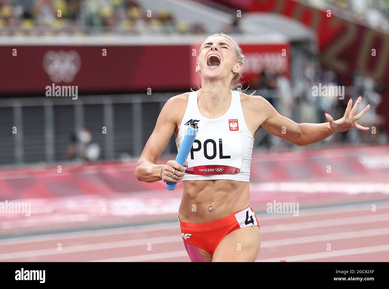 Tokyo, Japan. 7th Aug, 2021. Justyna Swiety-Ersetic of Poland reacts ...