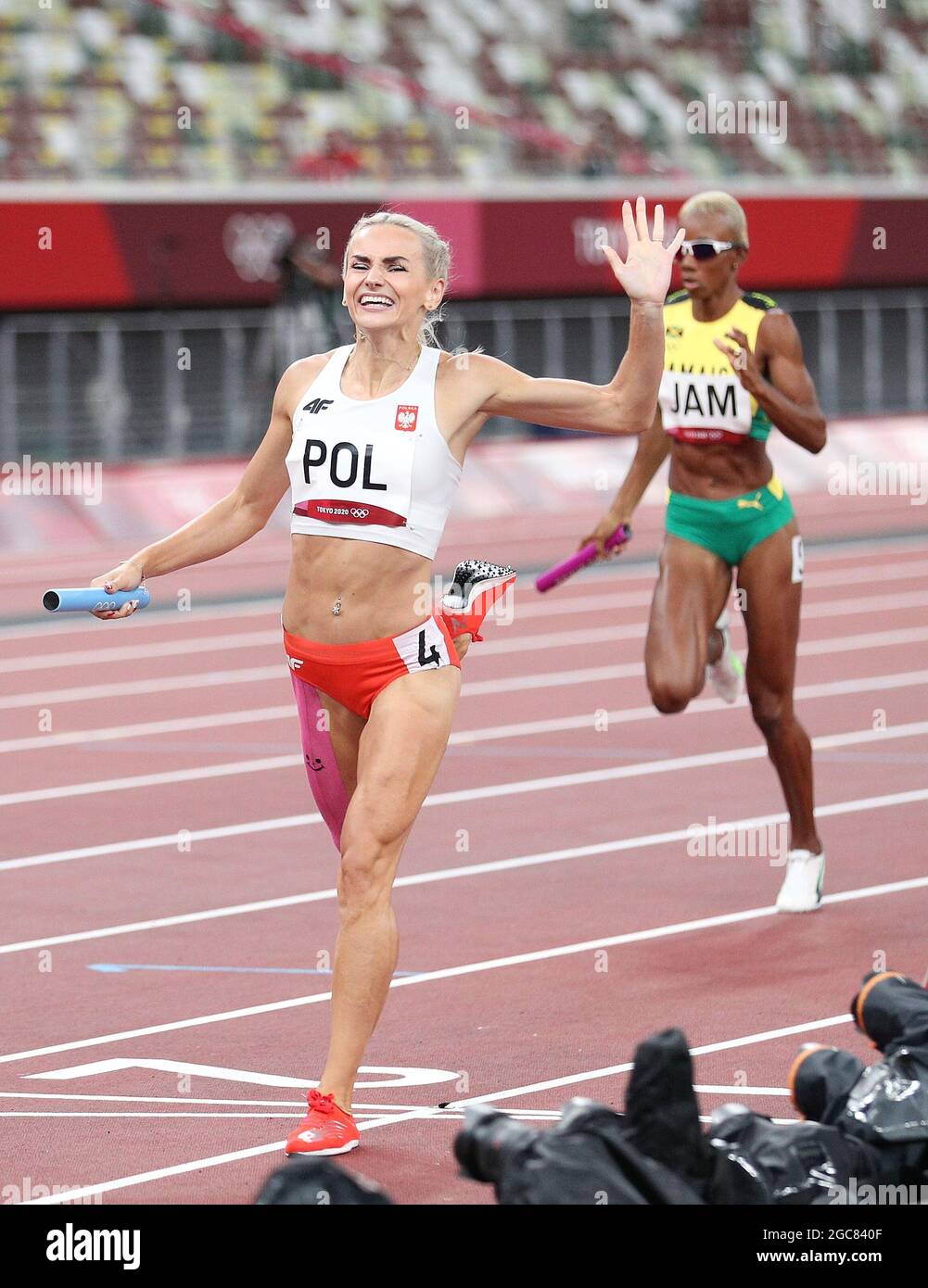 Tokyo, Japan. 7th Aug, 2021. Justyna Swiety-Ersetic of Poland competes ...