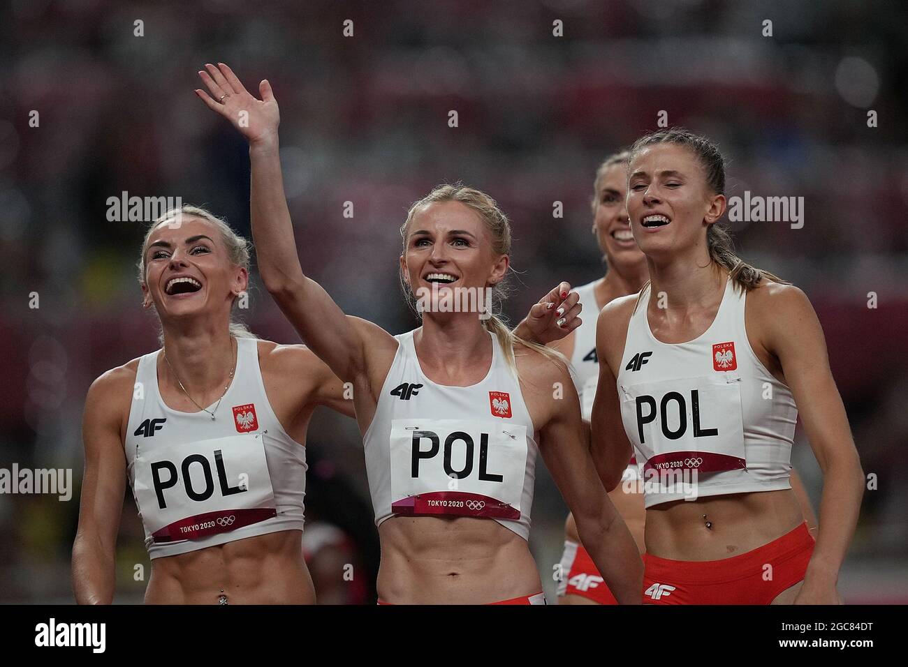 Tokyo, Japan. 7th Aug, 2021. Team members of Poland celebrate after the ...
