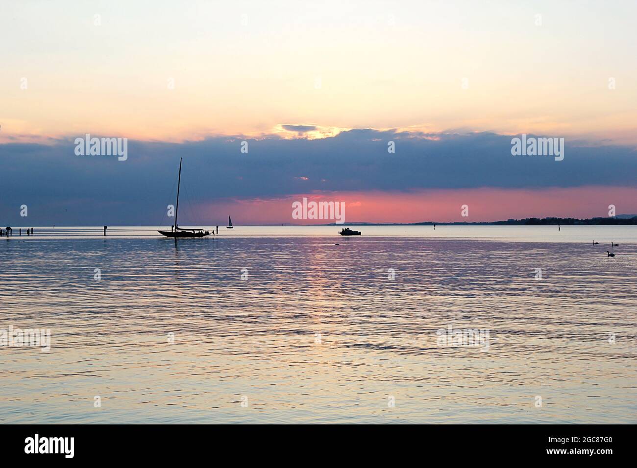 Fantastic sunset view boats hi-res stock photography and images - Alamy