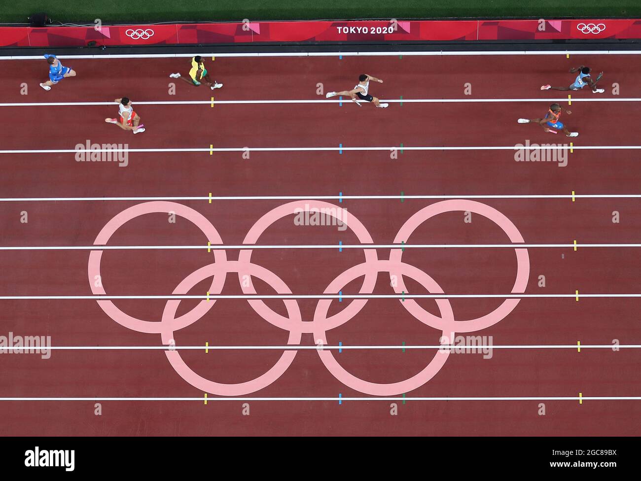 Tokyo, Japan. 7th Aug, 2021. Athletes compete during the Men's 4x400m ...