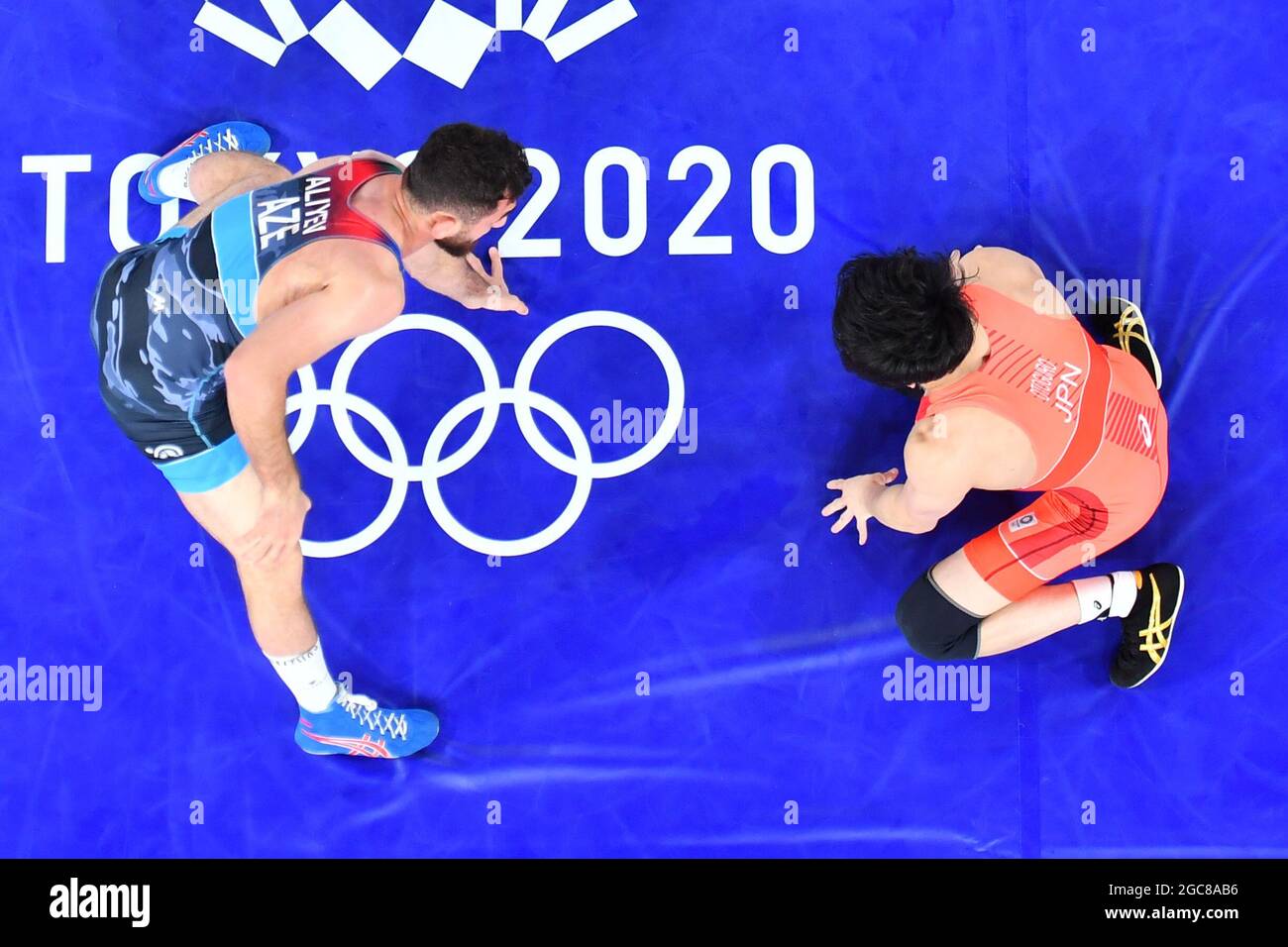 Tokyo, Japan. 7th Aug, 2021. Haji Aliyev (L) of Azerbaijan competes ...