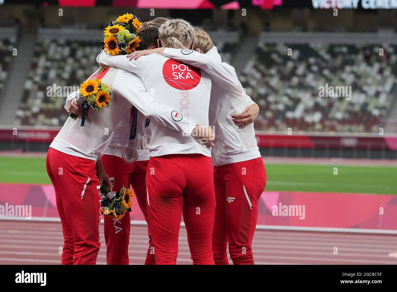 Tokyo, Japan. 7th Aug, 2021. Silver medalists Team Poland react on the ...