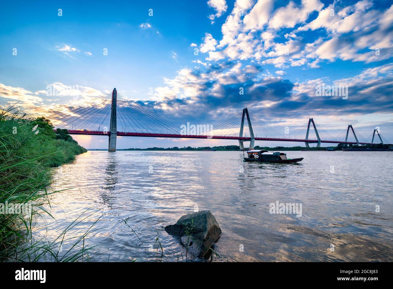 The Nhat Tan Bridge is a cable-stayed bridge crossing the Red River in ...