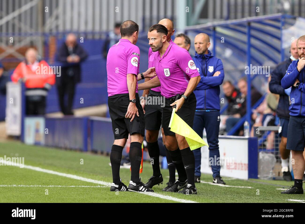 Referees efl hi-res stock photography and images - Alamy