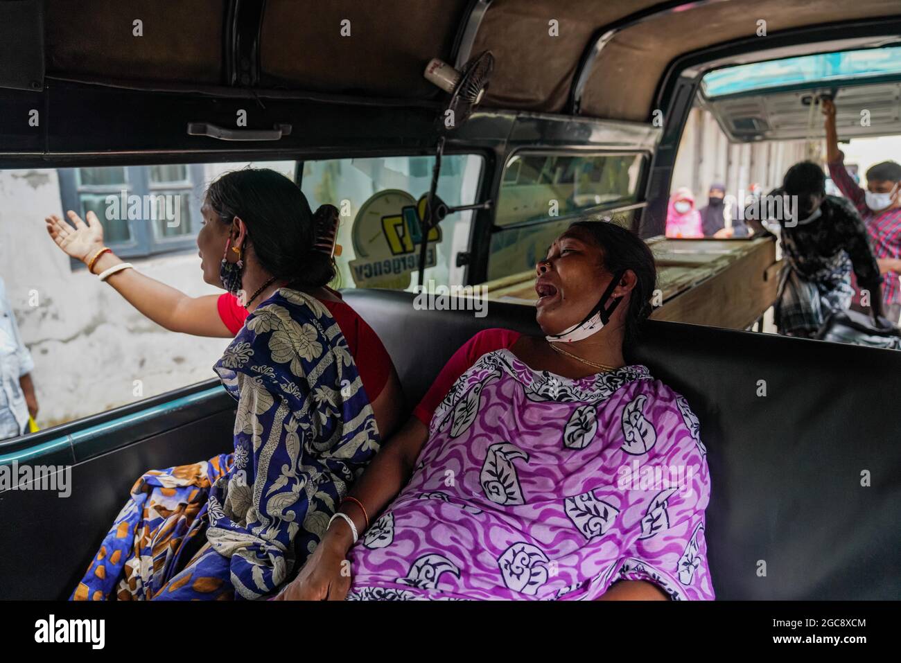 Dhaka, Dhaka, Bangladesh. 7th Aug, 2021. The mother and aunt broke down ...