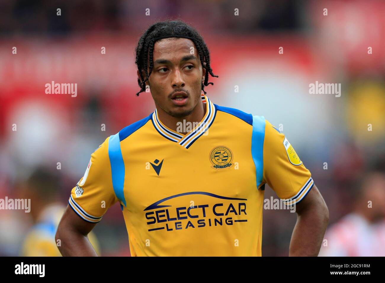 Femi azeez reading hi-res stock photography and images - Alamy