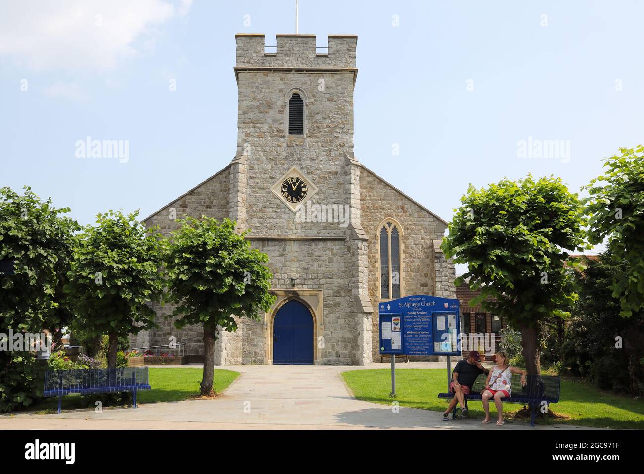 St Alphege church on the High Street, in Whitstable, in Kent, UK Stock ...