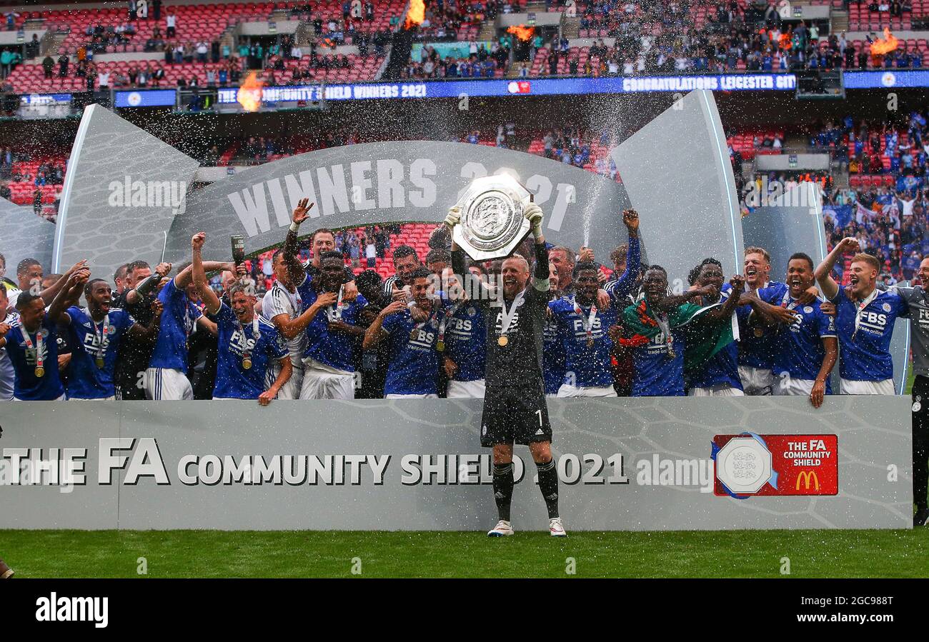 Community shield trophy 2021 hi-res stock photography and images - Alamy