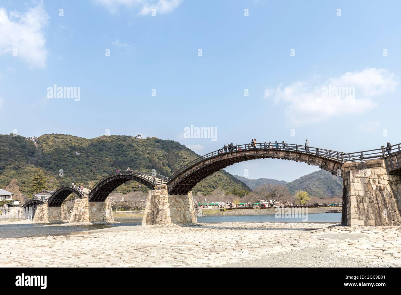 Wooden japanese bridge hi-res stock photography and images - Alamy