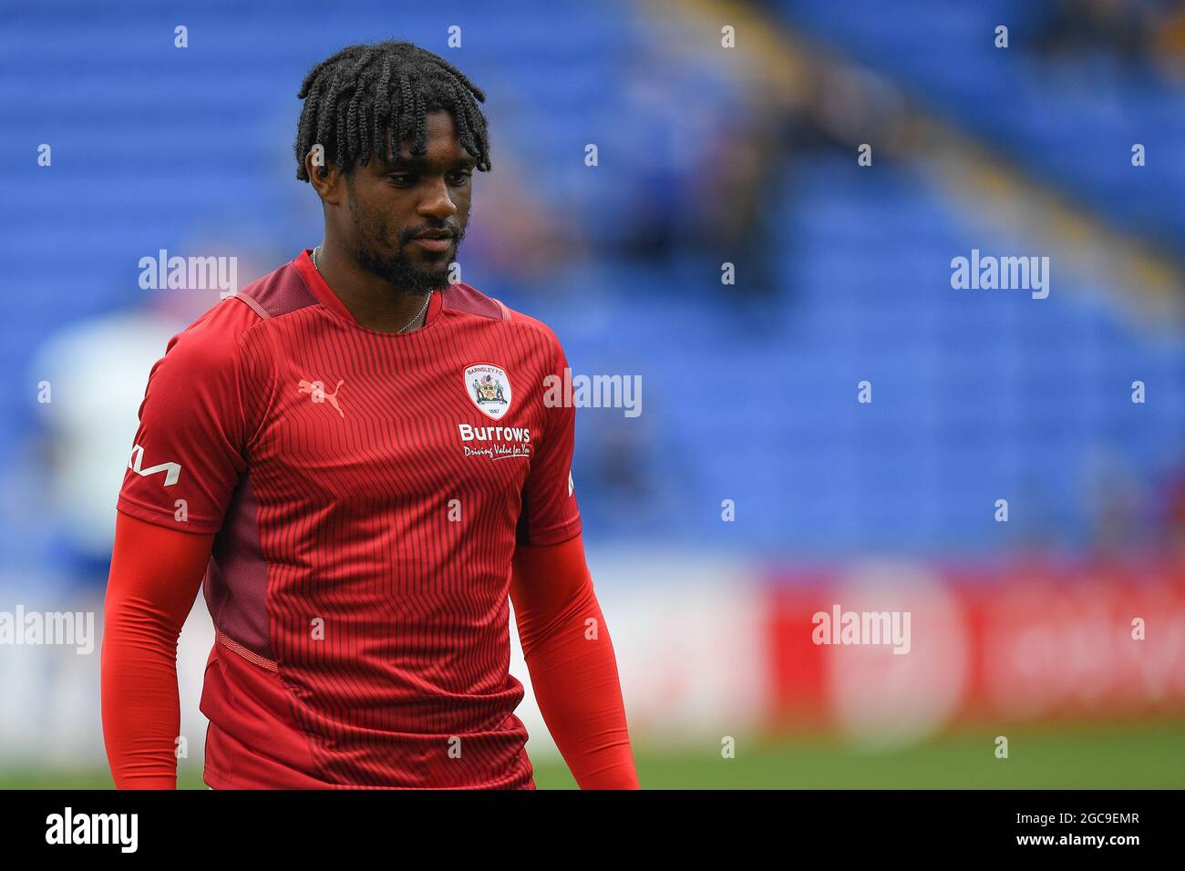 Devante Cole #44 of Barnsley during the pre-game warmup Stock Photo - Alamy