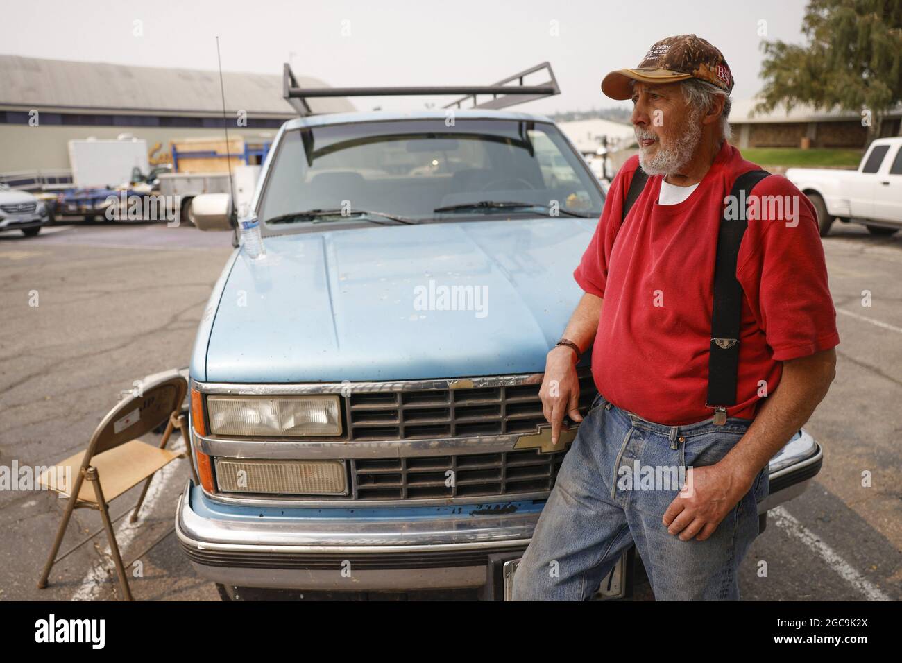 Susanville, United States. 07th Aug, 2021. Evacuee Jim Cabral from ...