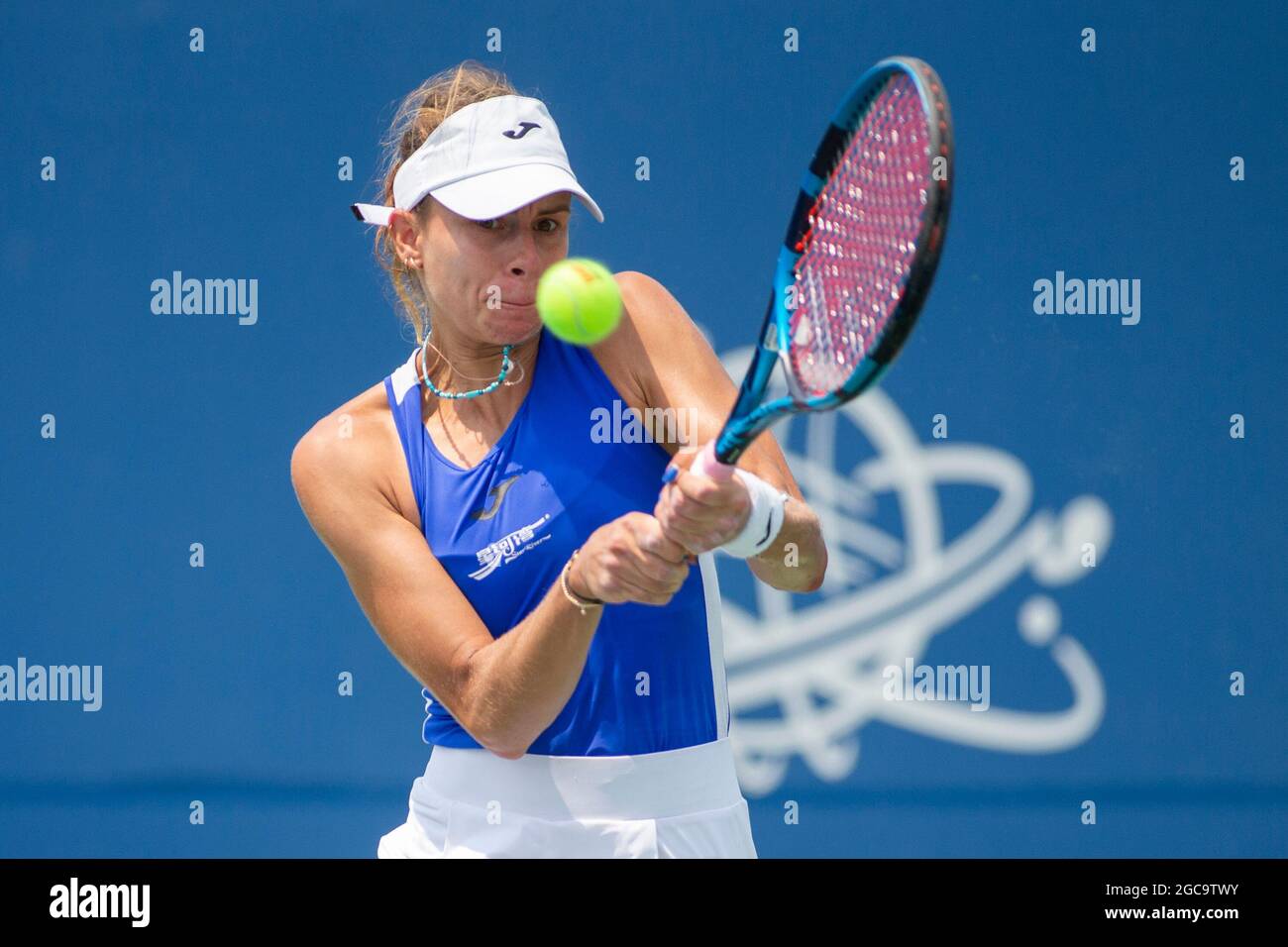 August 06, 2021: Magda Linette (POL) was defeated by Daria Kasatkina ...