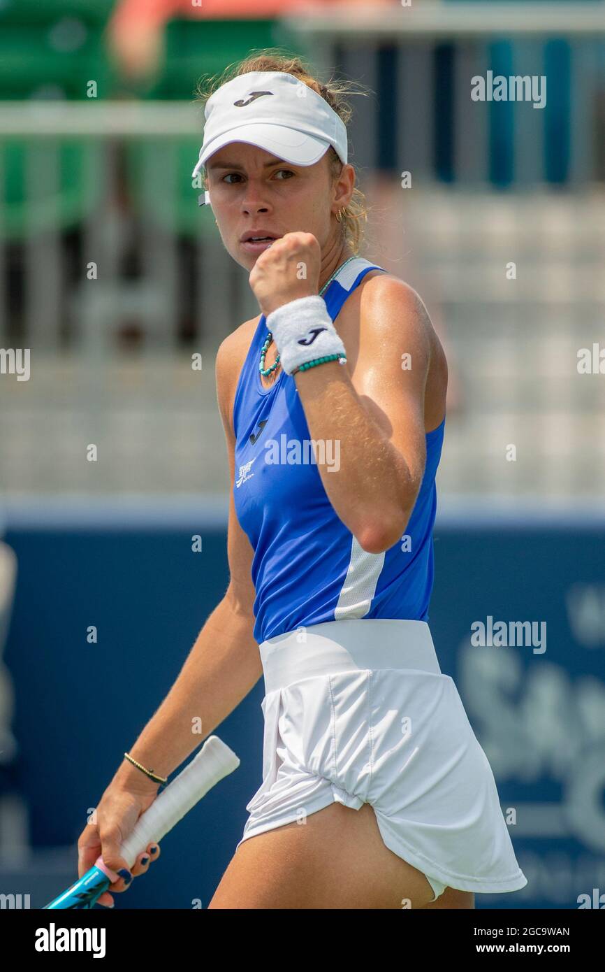August 06, 2021: Magda Linette (POL) was defeated by Daria Kasatkina ...