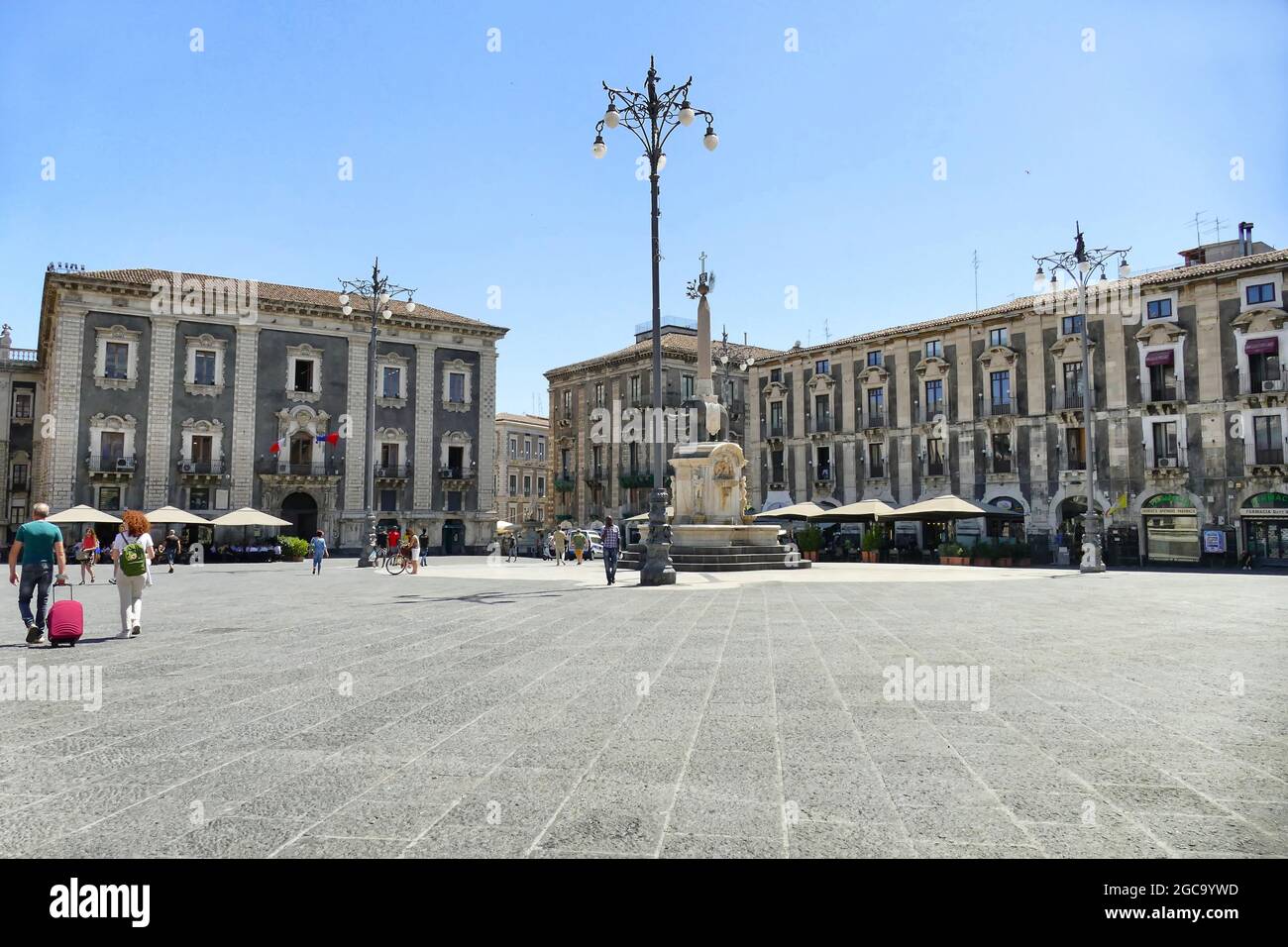 CATANIA, ITALY - Jul 14, 2021: A glimpse of city downtown - Piazza ...