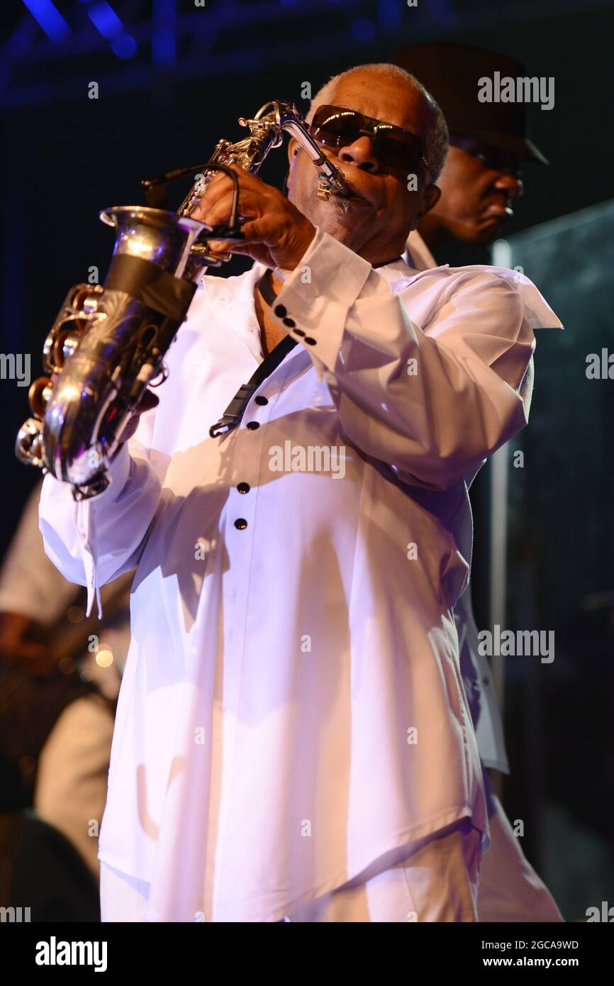 Dennis thomas kool hi-res stock photography and images - Alamy