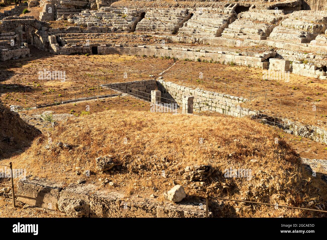 Sights of The Roman Amphitheater Ruins in Syracuse, SIcily, Italy Stock ...