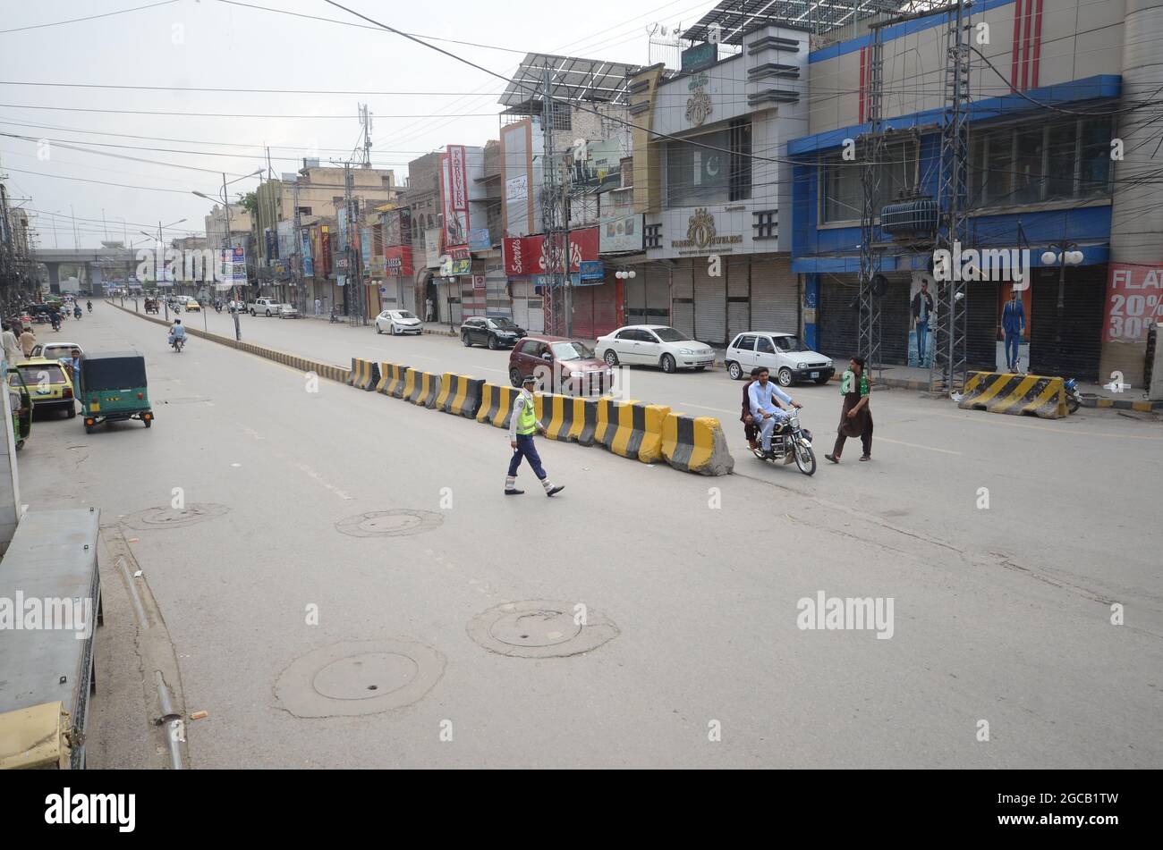 Peshawar saddar bazaar hi-res stock photography and images - Alamy