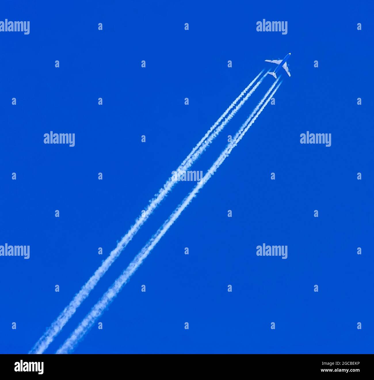 Air stream wing hi-res stock photography and images - Alamy