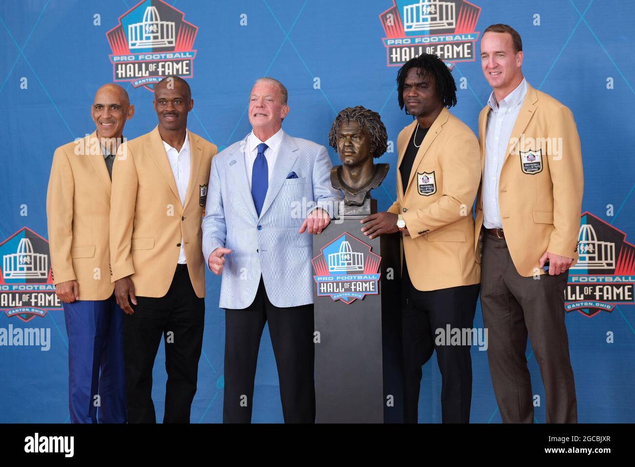August 7th, 2021: Edgerrin James and HOF Teammates group photo during ...