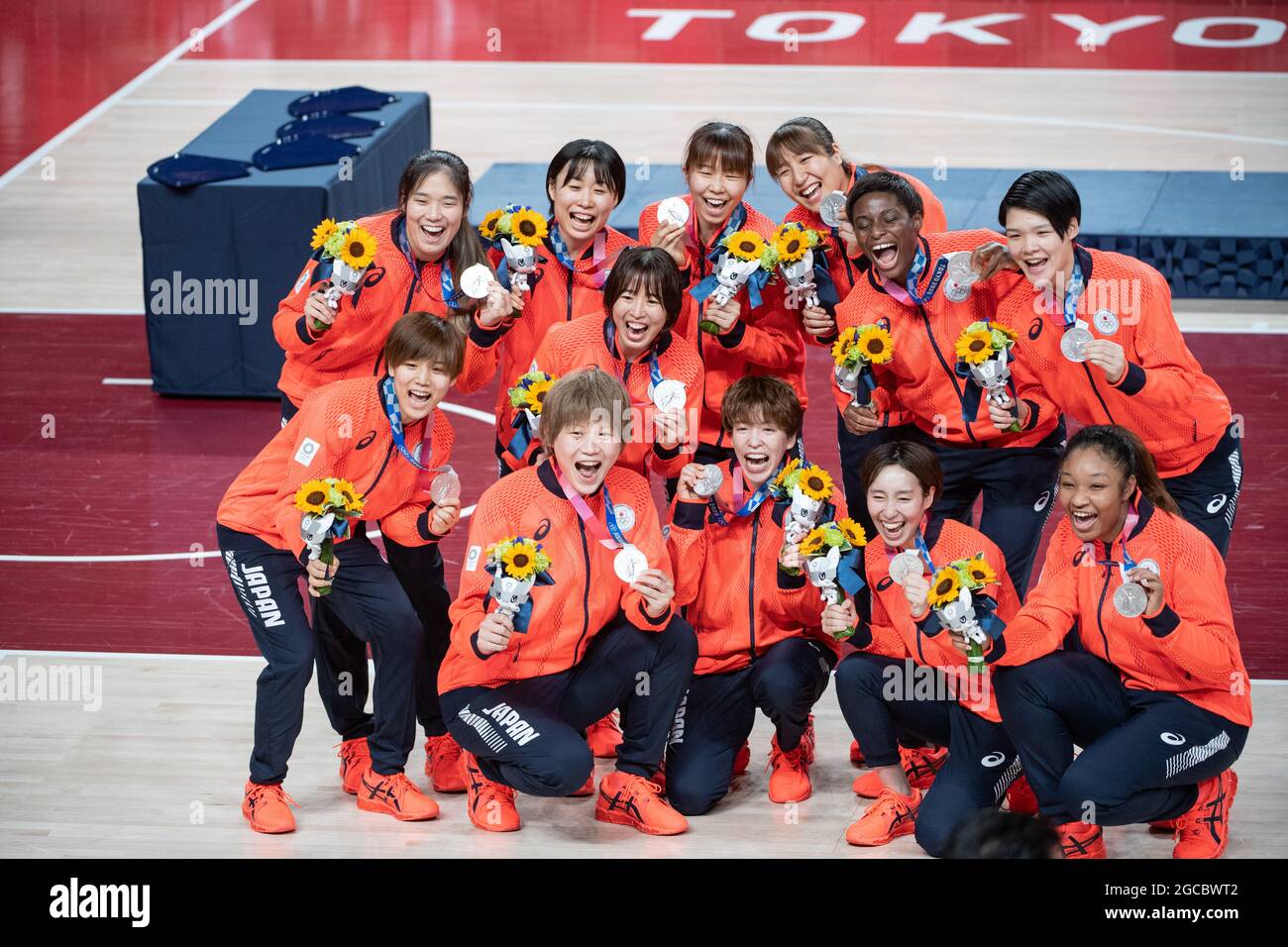 Japan team (JPN), second place, silver medal, award ceremony August 08 ...