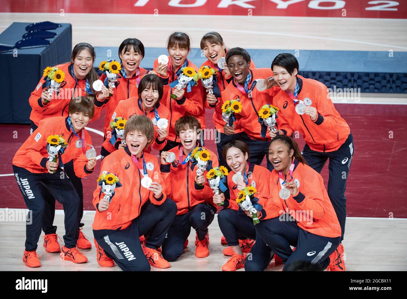 Japan team (JPN), second place, silver medal, award ceremony August 08 ...