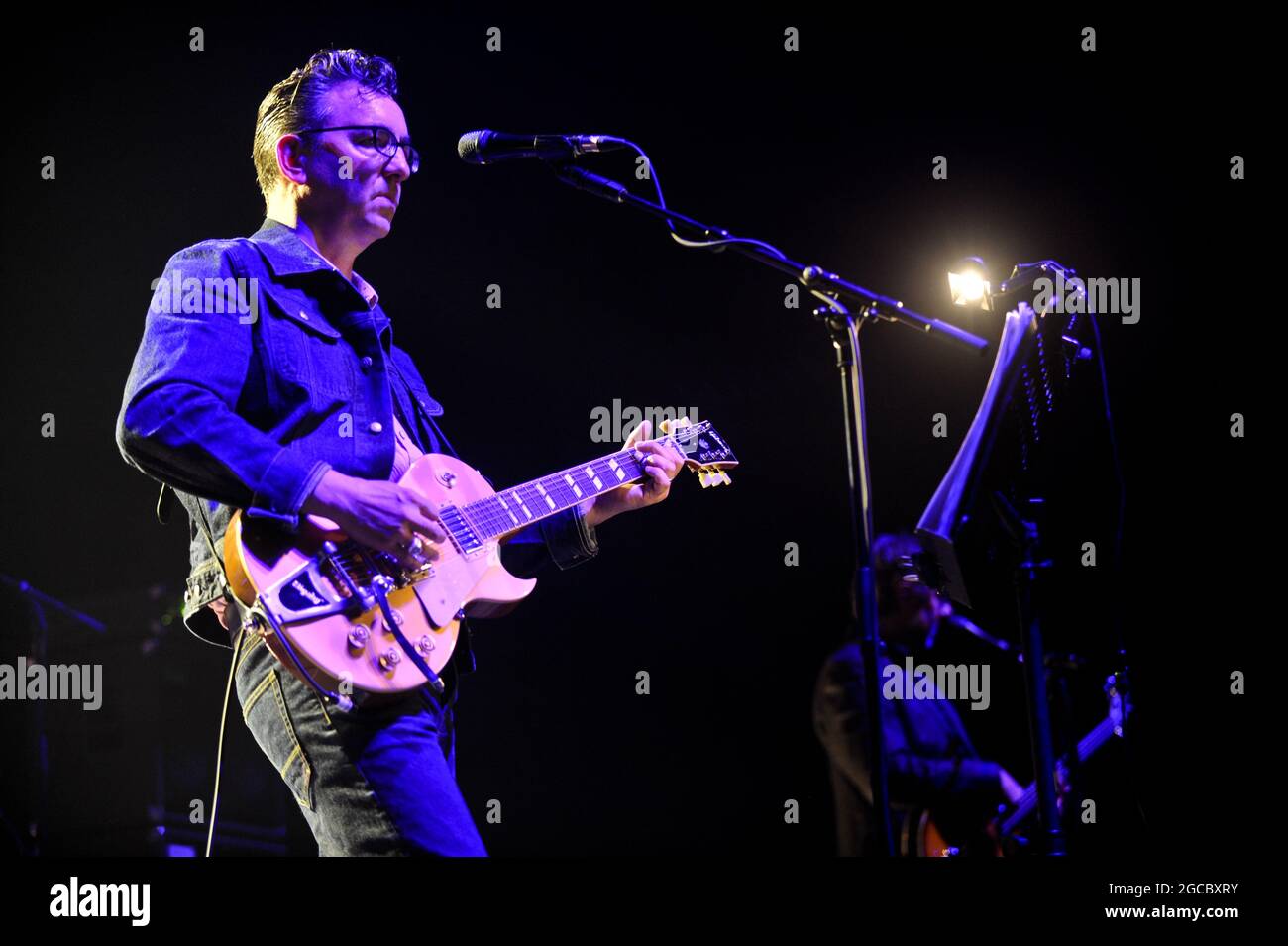 Richard hawley pulp hi-res stock photography and images - Alamy
