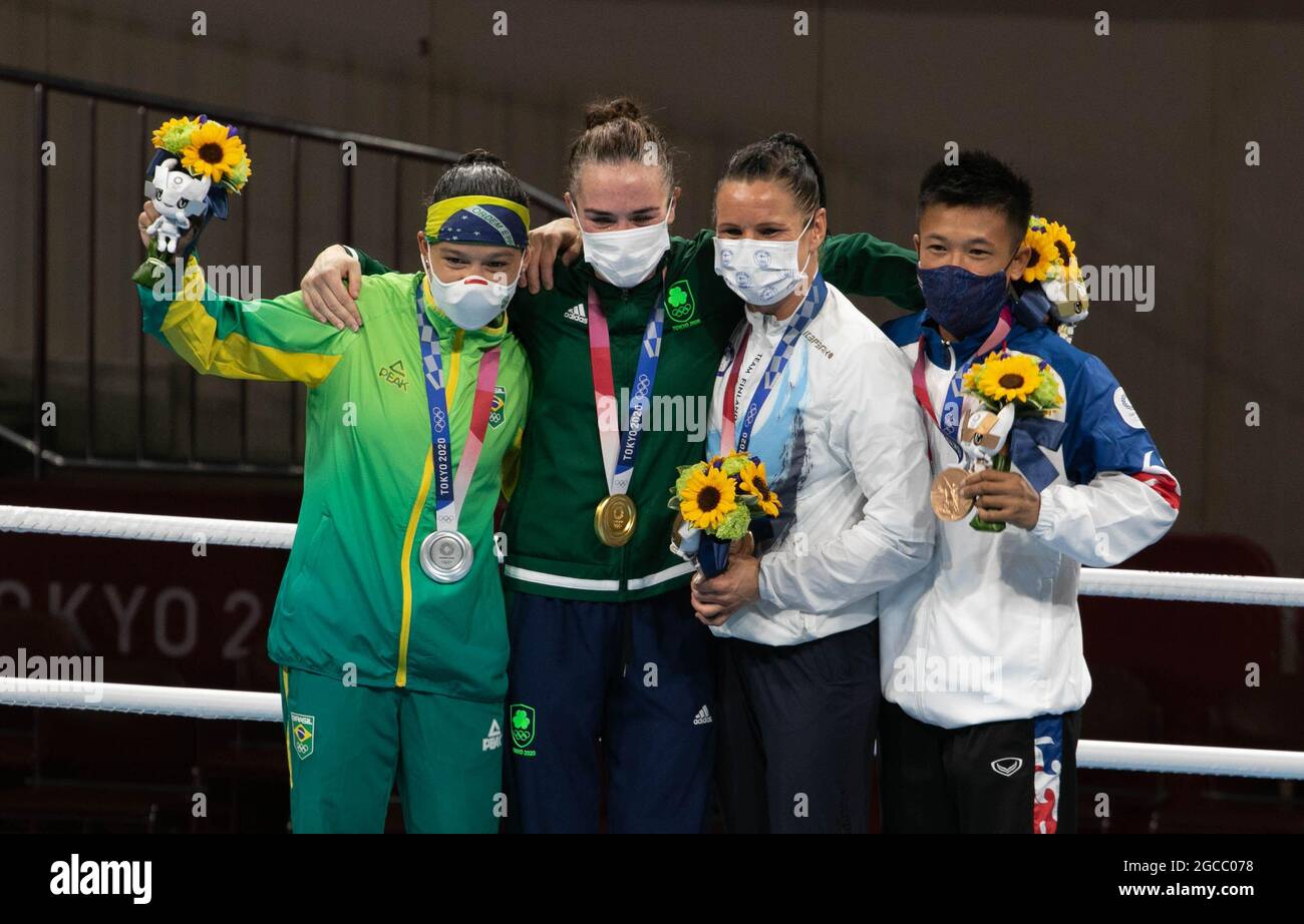 Tokyo, Kanto, Japan. 8th Aug, 2021. Silver medalist Brazil boxer ...