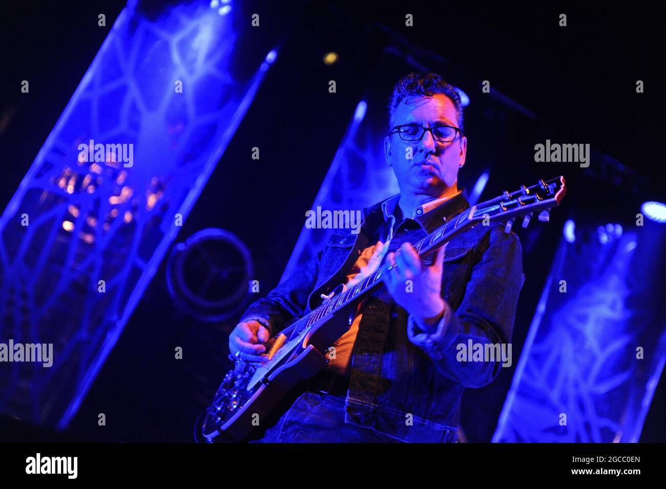 Richard hawley pulp hi-res stock photography and images - Alamy