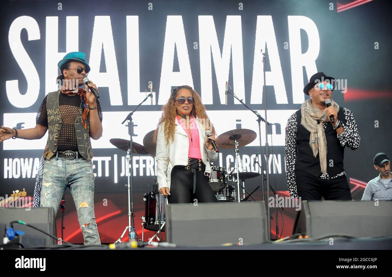 Shalamar Performing at Lets Rock Leeds 80s Stock Photo - Alamy