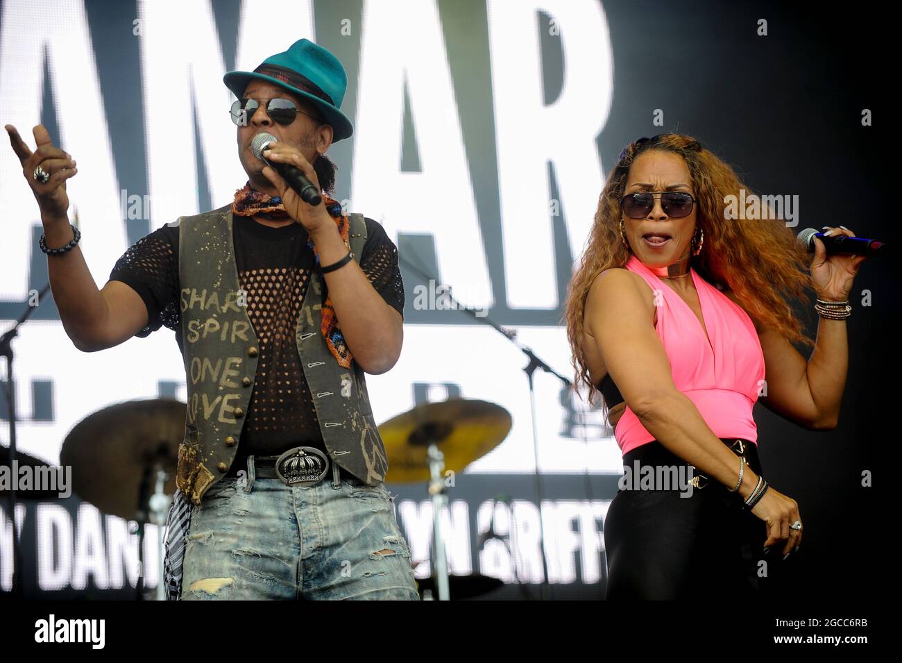 Shalamar Performing at Lets Rock Leeds 80s Stock Photo - Alamy