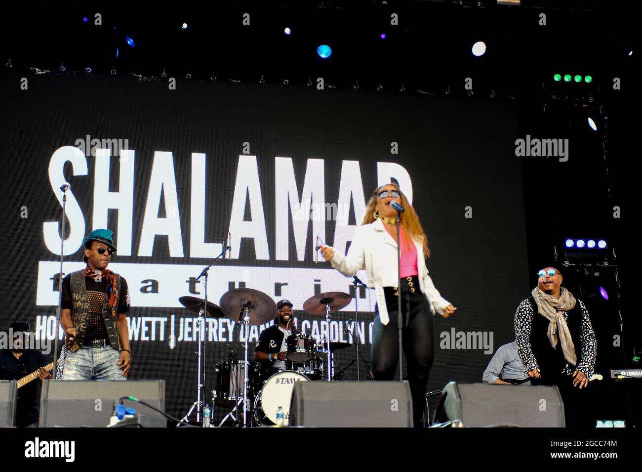 Shalamar Performing at Lets Rock Leeds 80s Stock Photo - Alamy