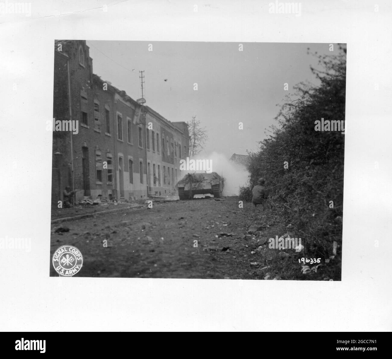 archive, data, storage, business, file, office, document, information, database, management ...