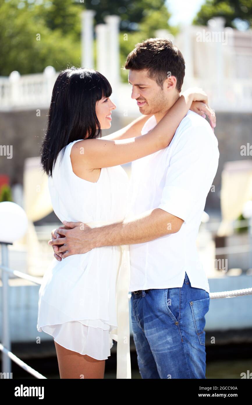 Beautiful young romantic couple Stock Photo - Alamy