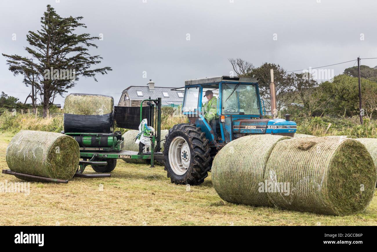 Silage wraps hi-res stock photography and images - Alamy