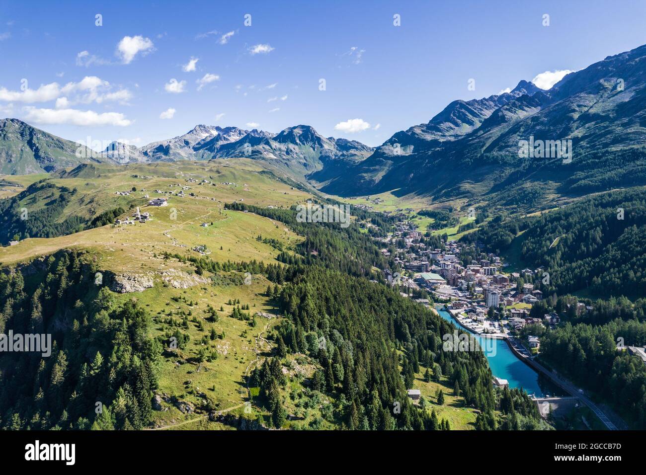 Madesimo ski hi-res stock photography and images - Alamy