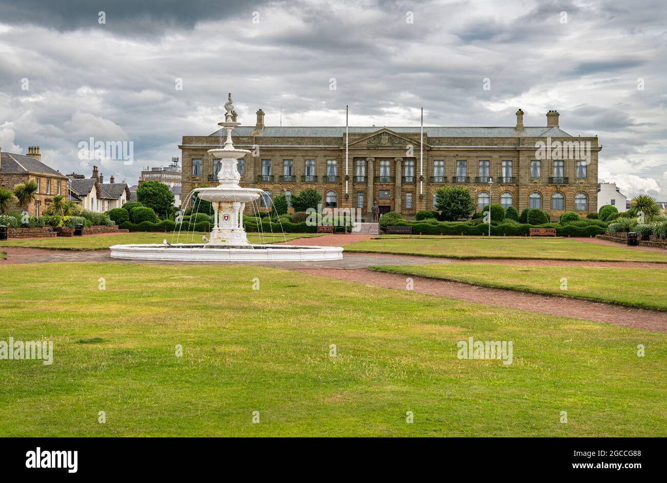 Decorative fountain in front of Ayrshire County Council buildings, Ayr ...