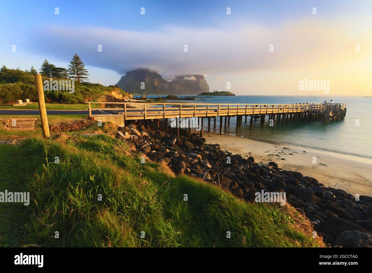 Pier lord howe island hi-res stock photography and images - Alamy