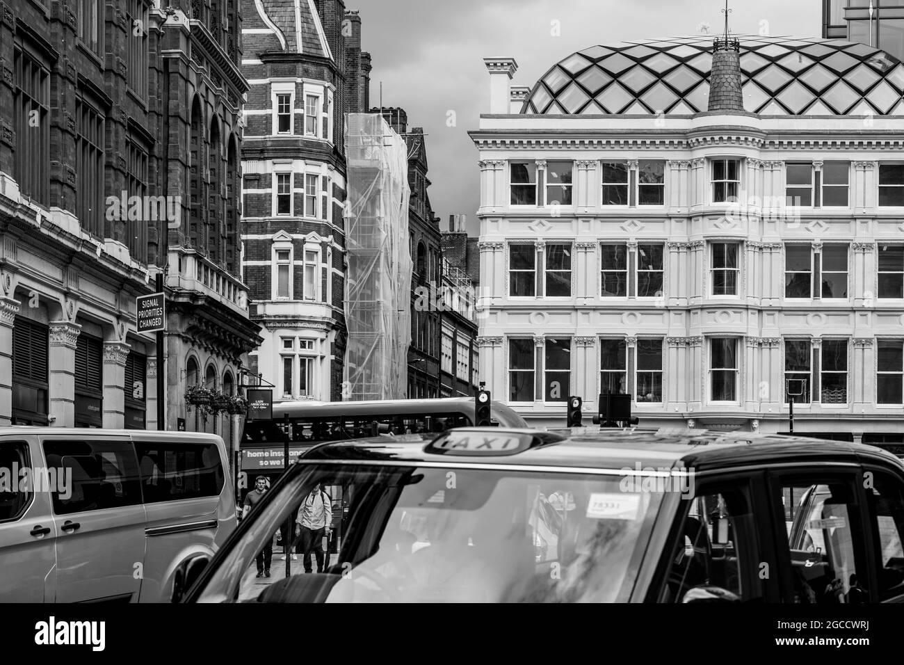 Around London and Dancing in the City Stock Photo - Alamy