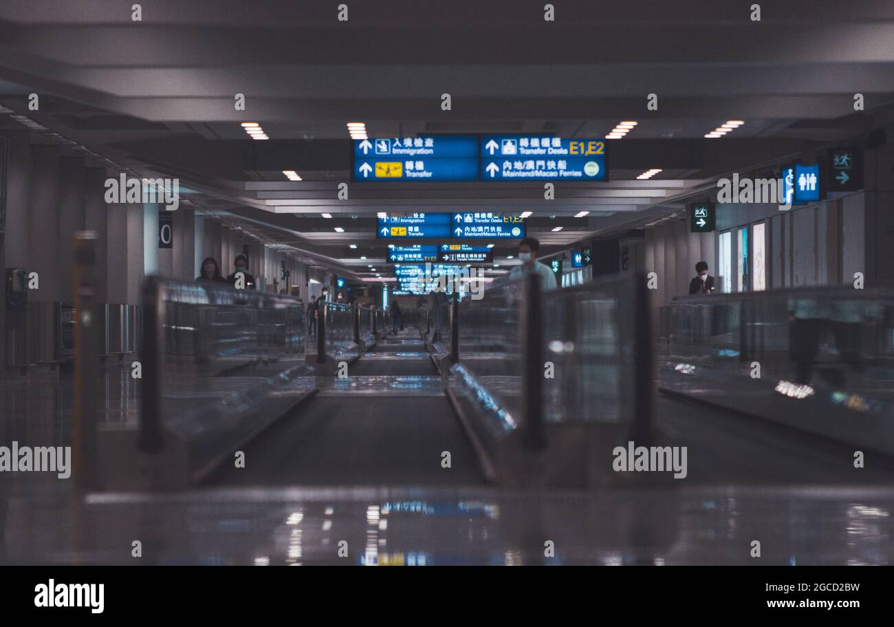 Empty terminal hi-res stock photography and images - Alamy