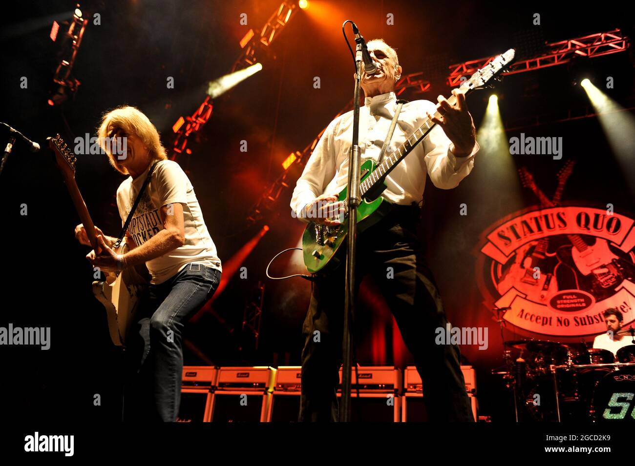 Status quo rockin’ all over the world hi-res stock photography and ...