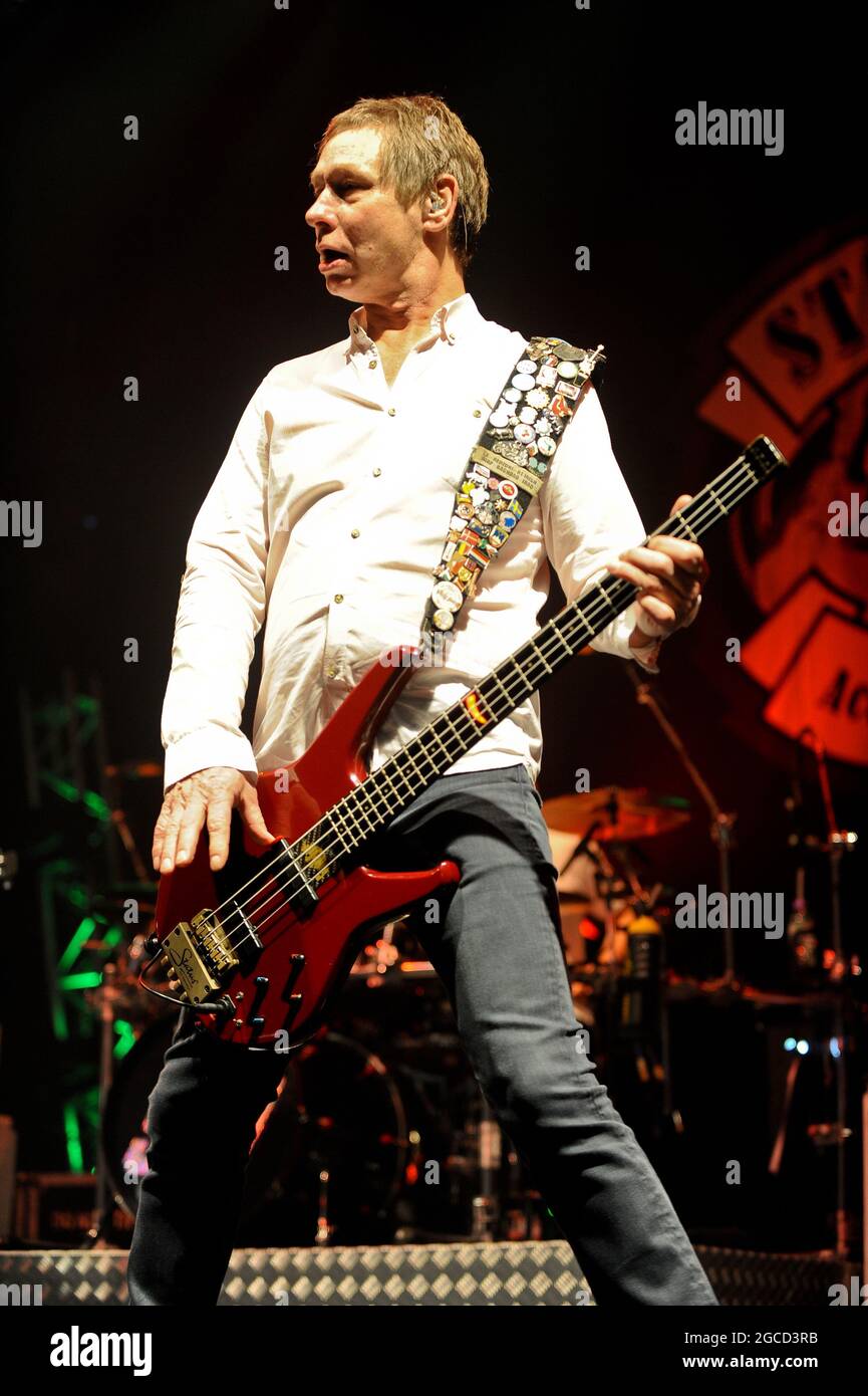 Status quo rockin’ all over the world hi-res stock photography and ...