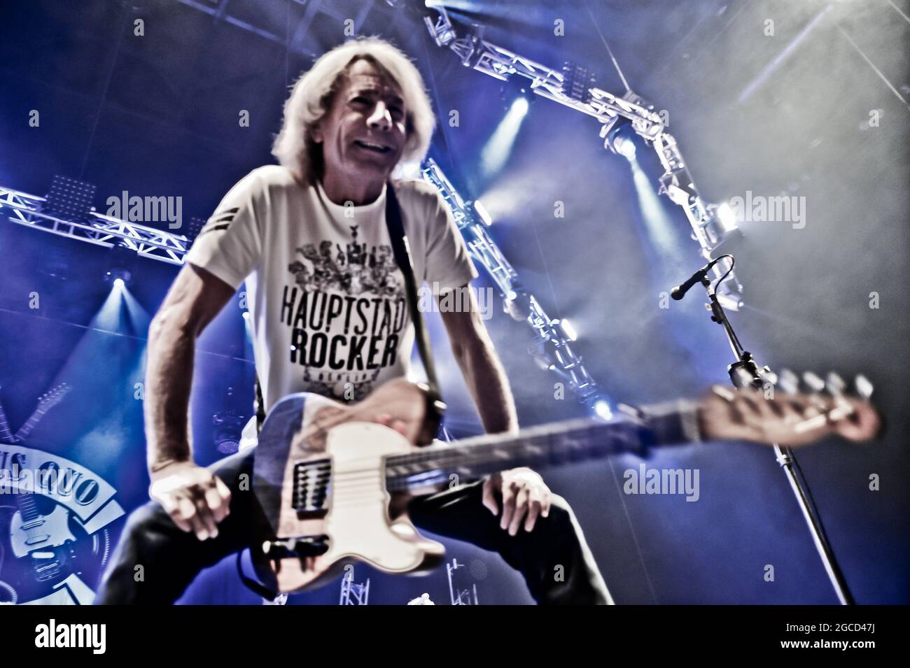 Status quo rockin’ all over the world hi-res stock photography and ...
